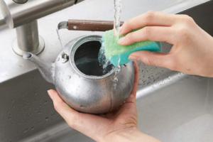 Complete Guide: How To Clean Your Teapot